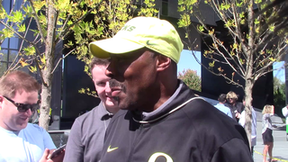 Oregon LB coach Don Pellum on 091216