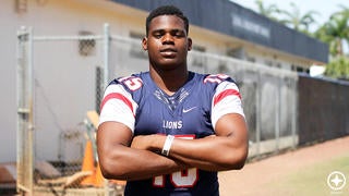 Davoan Hawkins Loves Smash Mouth Football