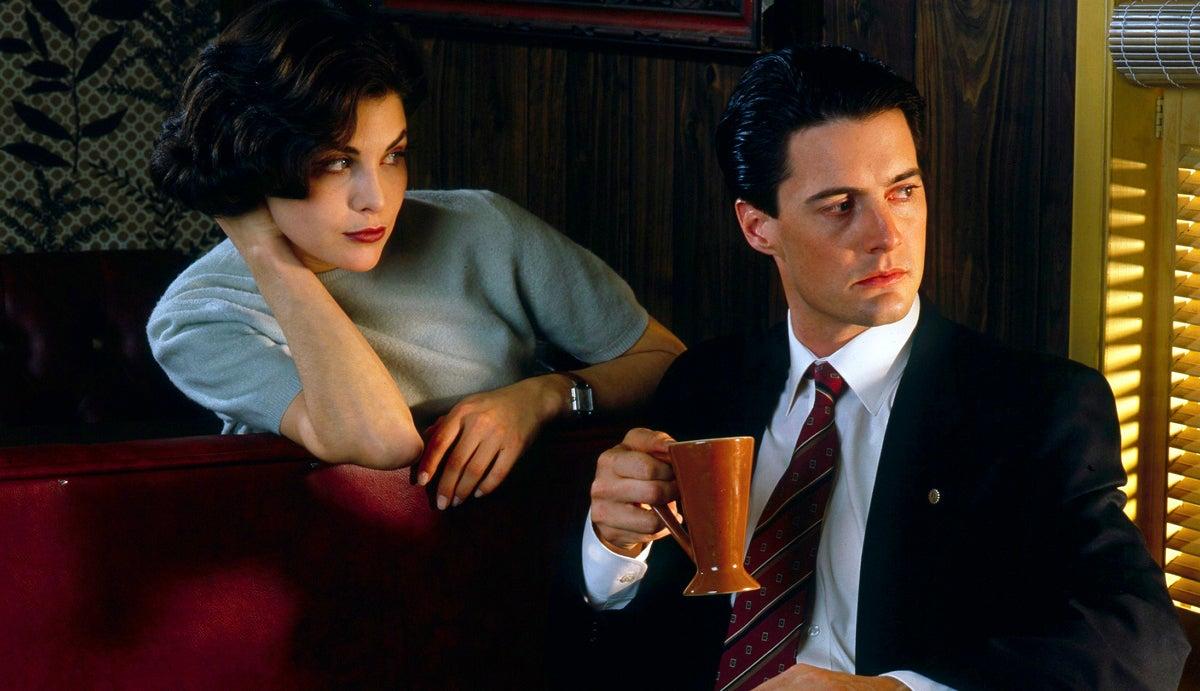 'Twin Peaks' Fans Can't Believe Netflix Is Removing Show After 10 Years