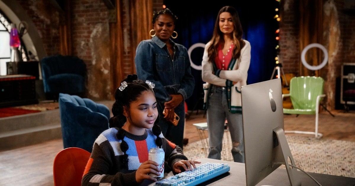 'iCarly' Reboot Recreates Iconic 'Interesting' 'Drake & Josh' Moment ...