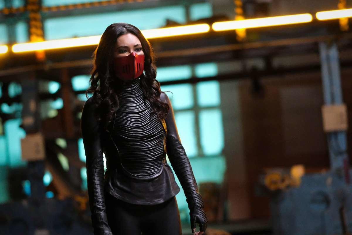 The Flash Recap: Here's Everything You Missed in "Rayo de Luz"