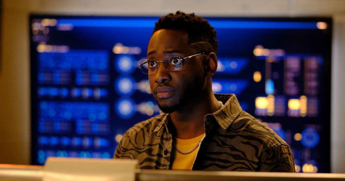 The Flash "Enemy at the Gates" Photos Released