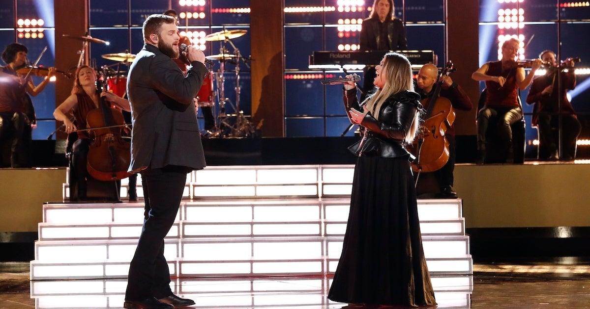 Jake Hoot and Kelly Clarkson Perform 'I Would've Loved You' on 'The Voice'