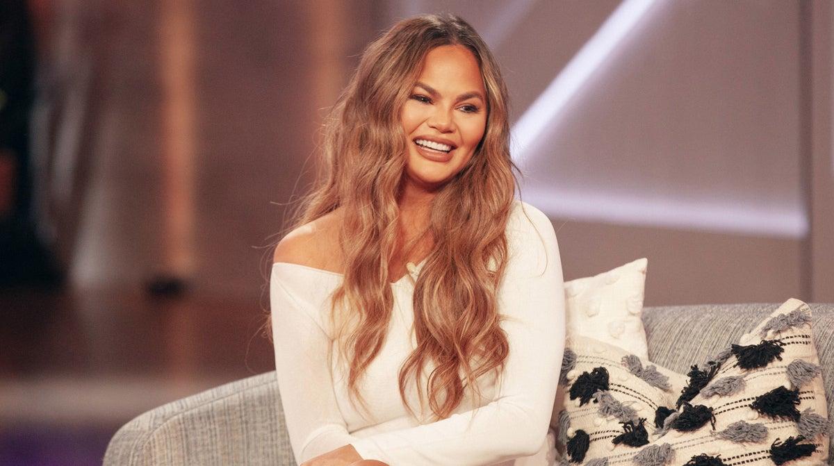 Former 'Teen Mom' Says Chrissy Teigen Needs 'Mental Help' After Deleted ...