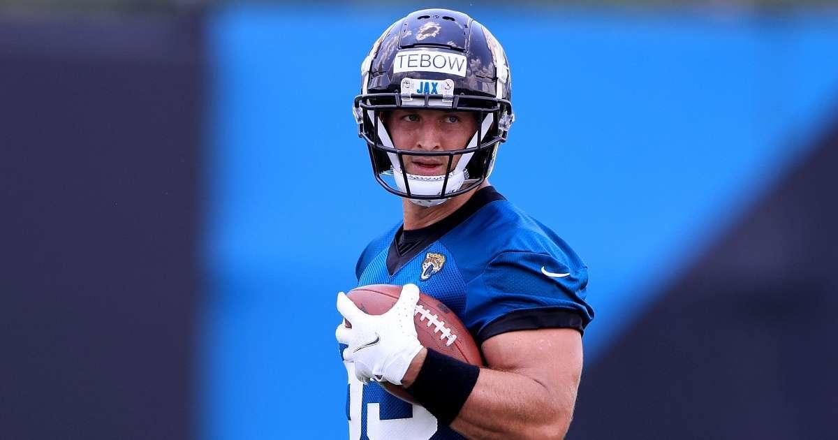 Tim Tebow Has Impressive Performance at Tight End During Jaguars' First ...