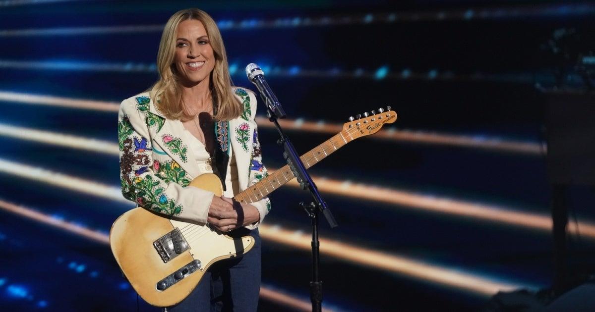 Sheryl Crow Speaks on Sexual Harassment She Endured From Michael ...
