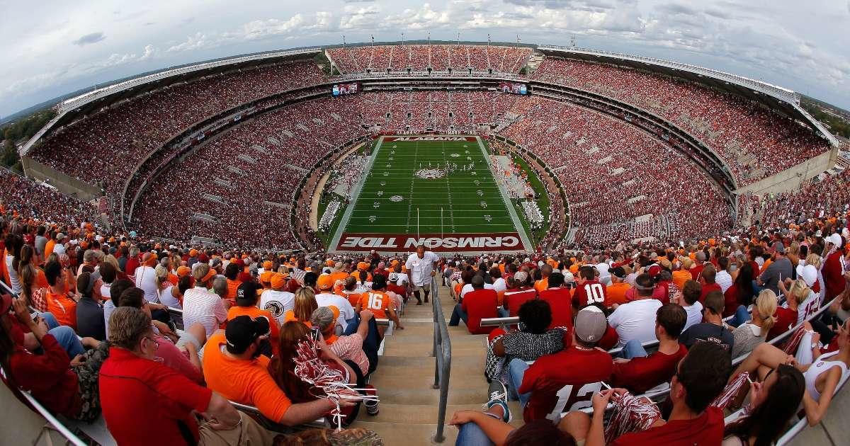 Christopher Sign, Former Alabama Football Player and News Anchor, Dead ...