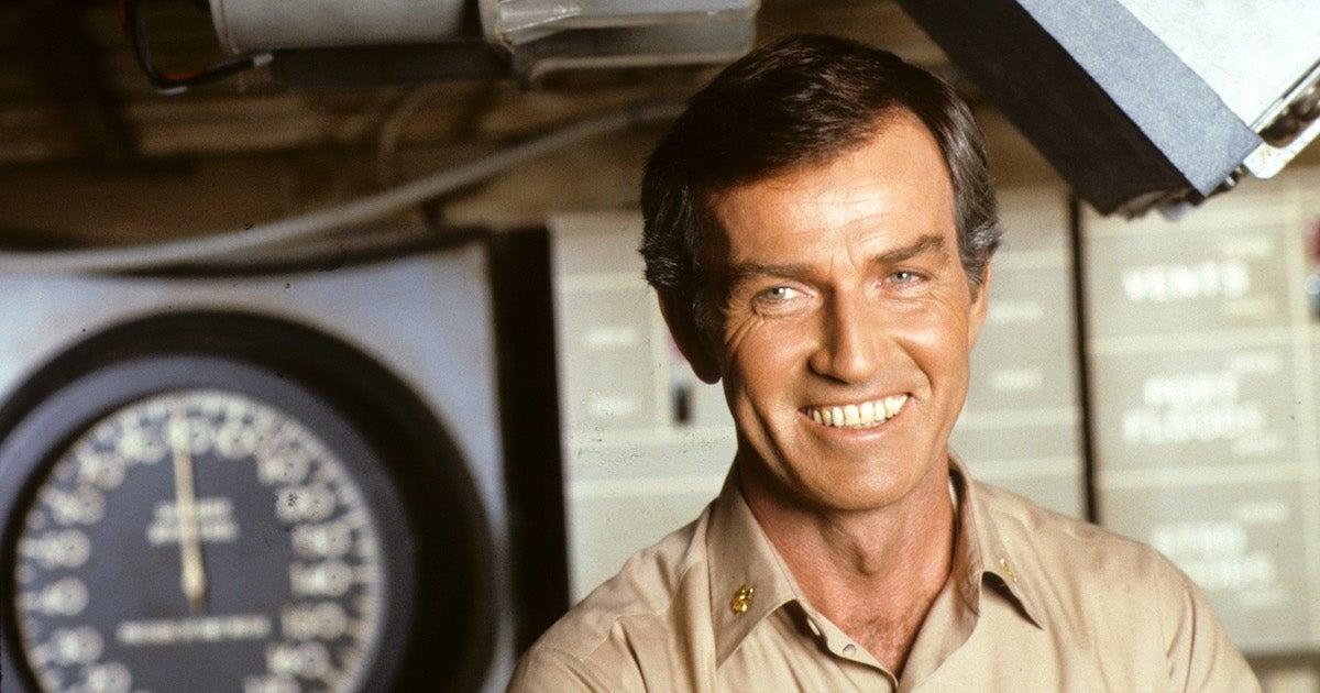 Robert Hogan, 'Law & Order' and 'Peyton Place' Actor, Dead at 87