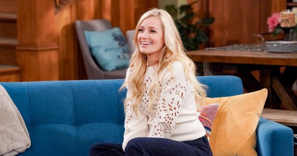 'The Neighborhood' Star Beth Behrs Looks Ahead to Season 4 Following ...