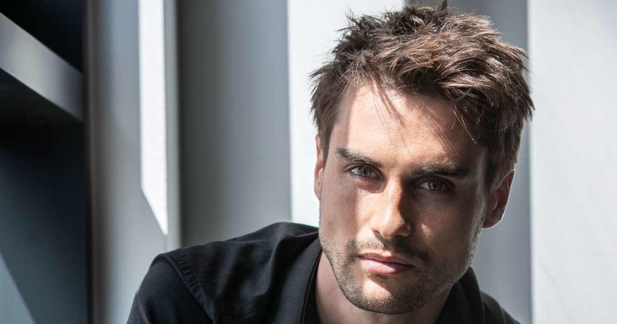 'Ted Lasso' Star Stephen Manas Reveals How He Landed Role on Popular ...