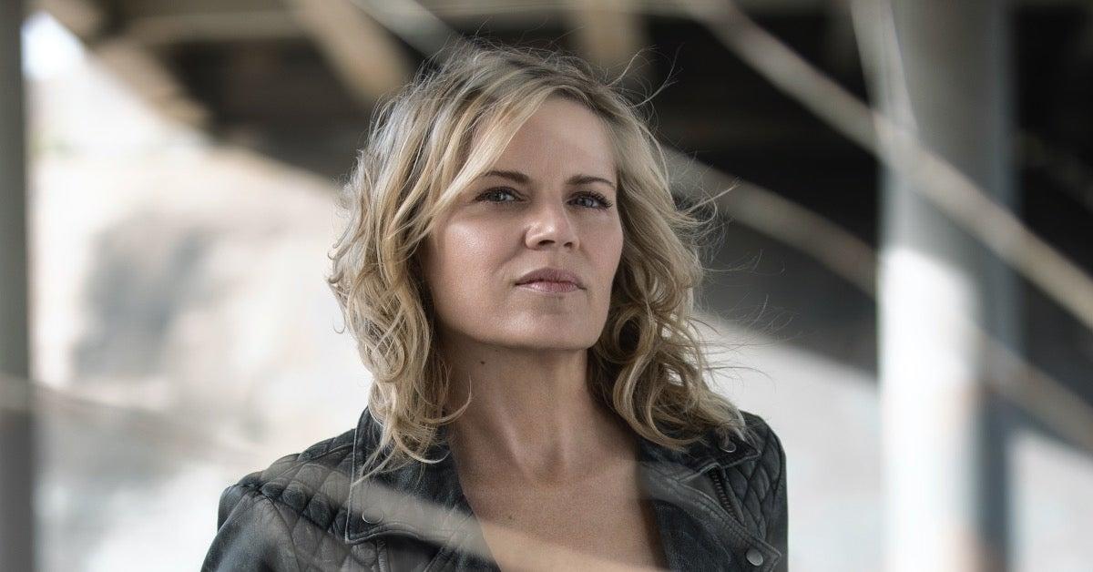 Fear the Walking Dead Showrunner: “We’ll See” About Madison Clark in ...
