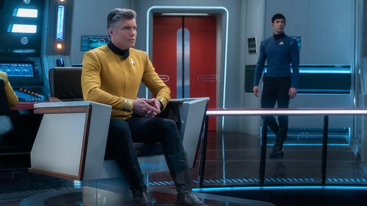 Star Trek: Strange New Worlds' Anson Mount Teases Excitement for Old ...