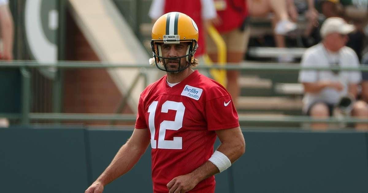 Aaron Rodgers' Candid Press Conference on Drama With Packers Has Social ...