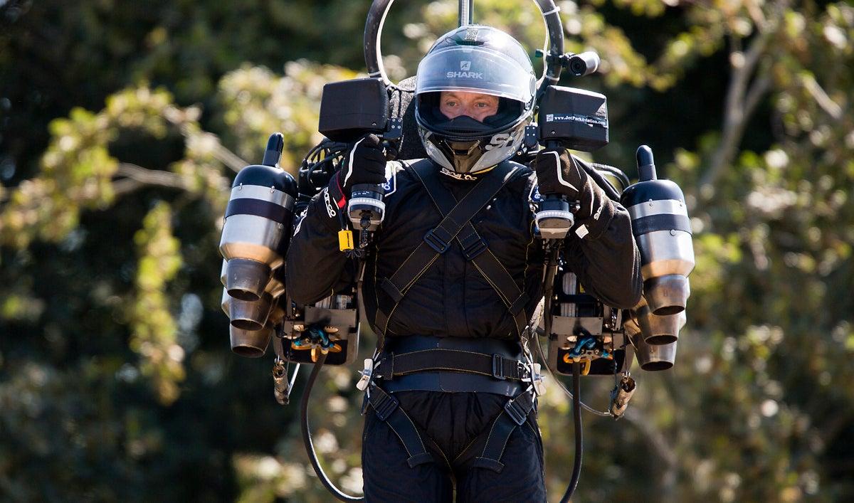 Reported Jetpack Man Returns to Air Around LAX After Sightings One Year ...