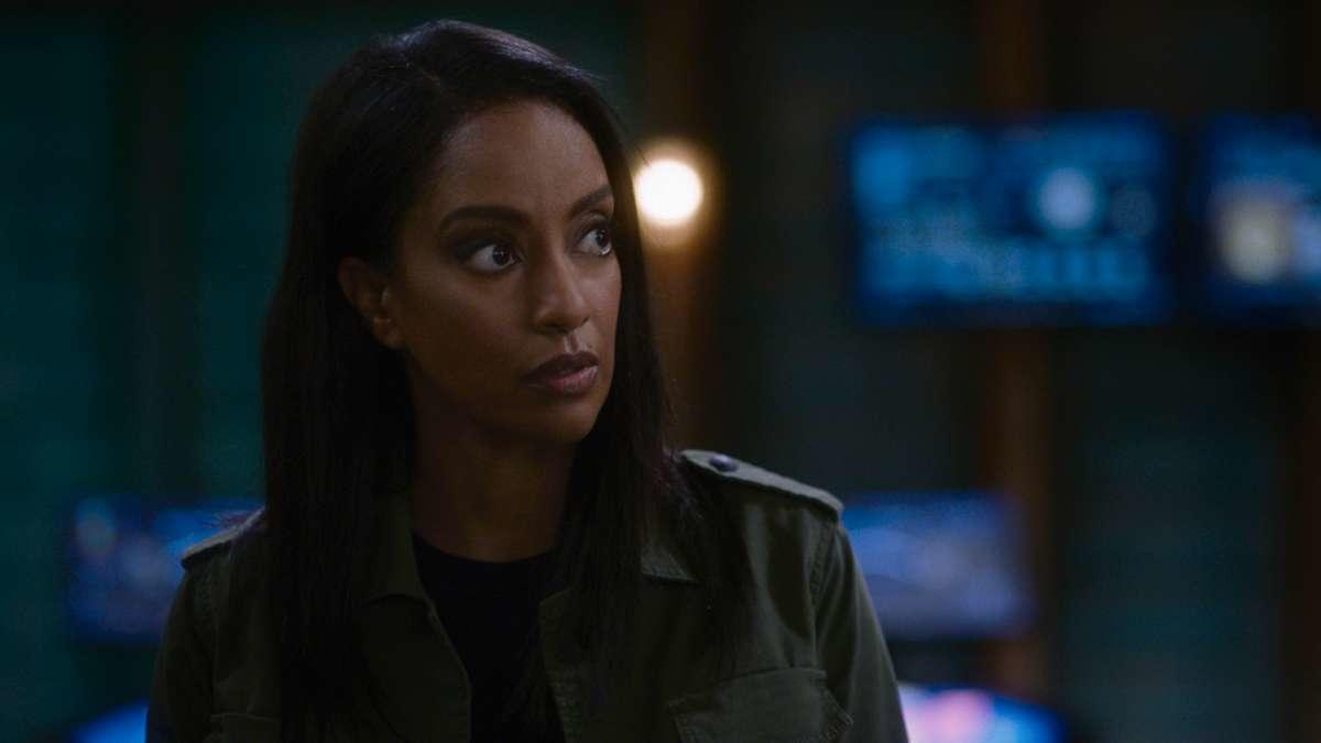 Supergirl: Azie Tesfai on the Start of Kelly's Rise as Guardian in ...