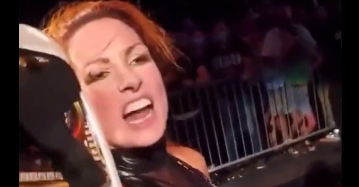 Watch: Becky Lynch Confronts Antagonizing Fan During WWE Live Event