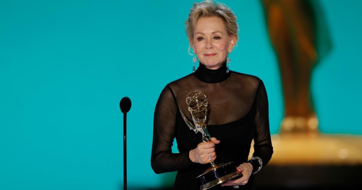 Jean Smart's Emotional Tribute to Her Late Husband Was a Special 2021 ...