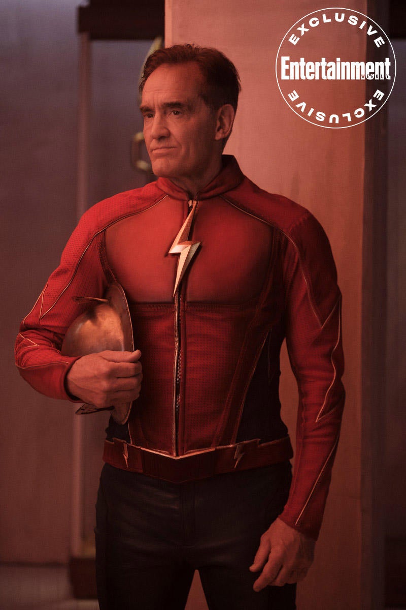 New Photos Reveal First Look at John Wesley Shipp as Jay Garrick on DC ...