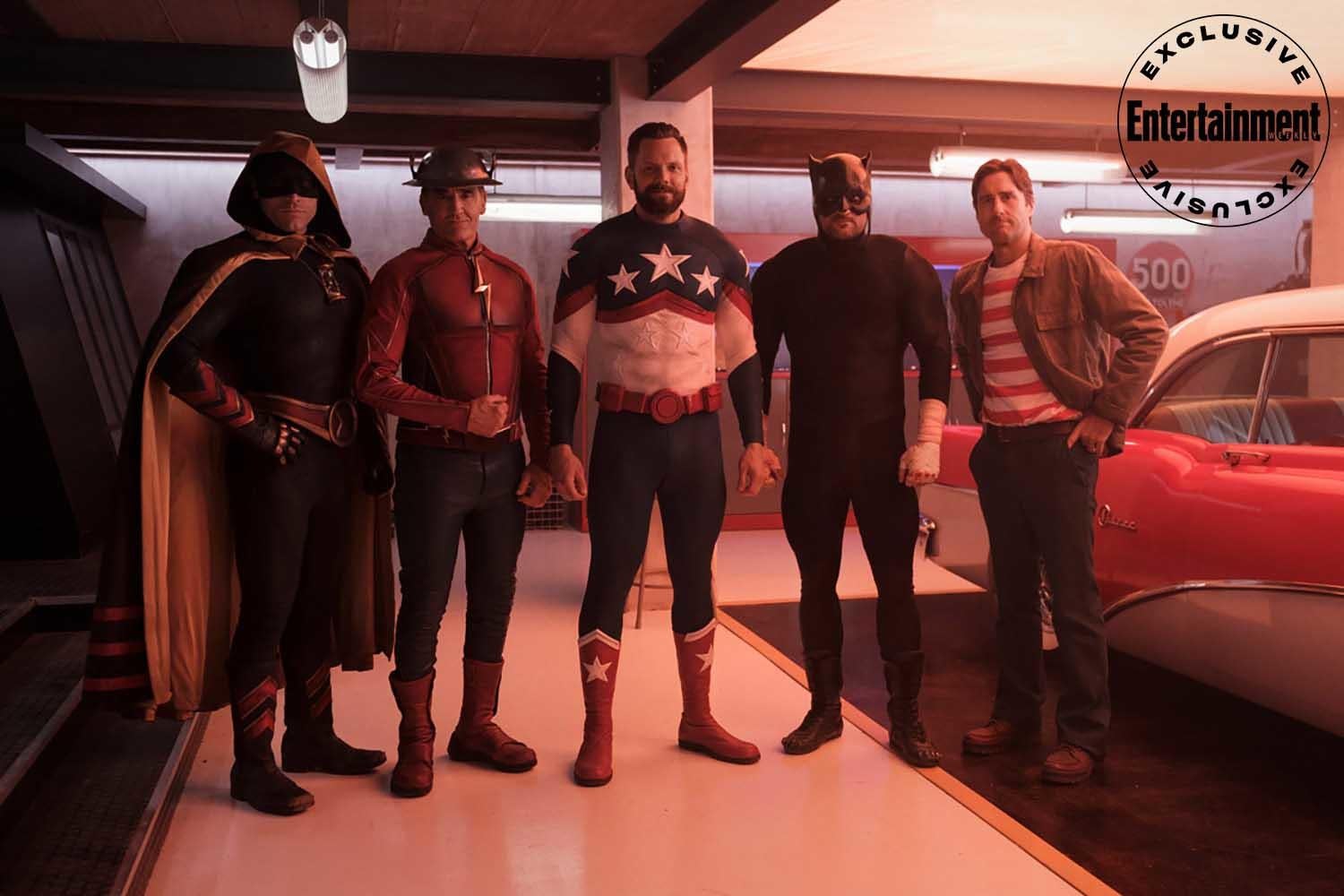 New Photos Reveal First Look at John Wesley Shipp as Jay Garrick on DC ...