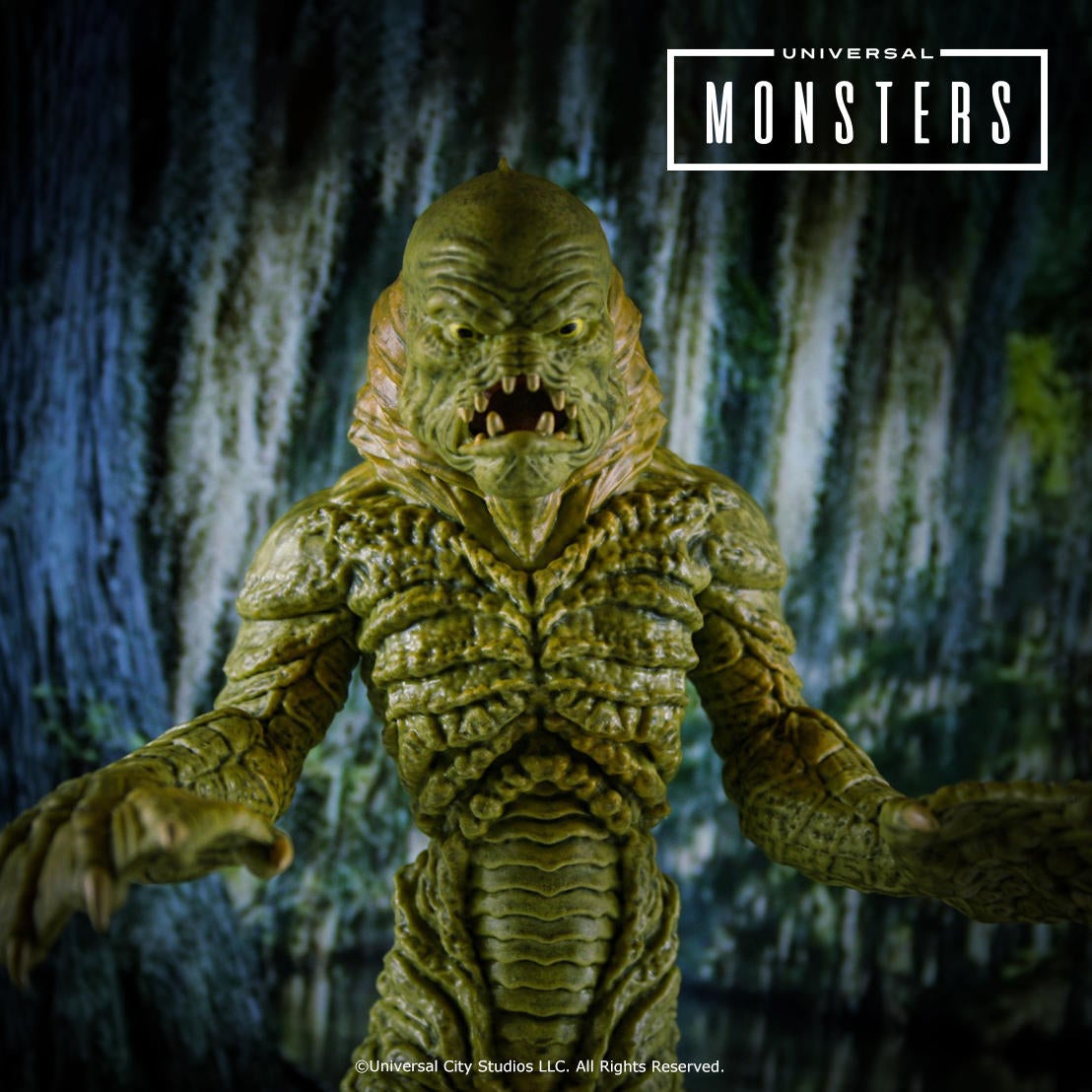 The Wolfman, Invisible Man, and More Universal Monsters Get BendyFigs ...