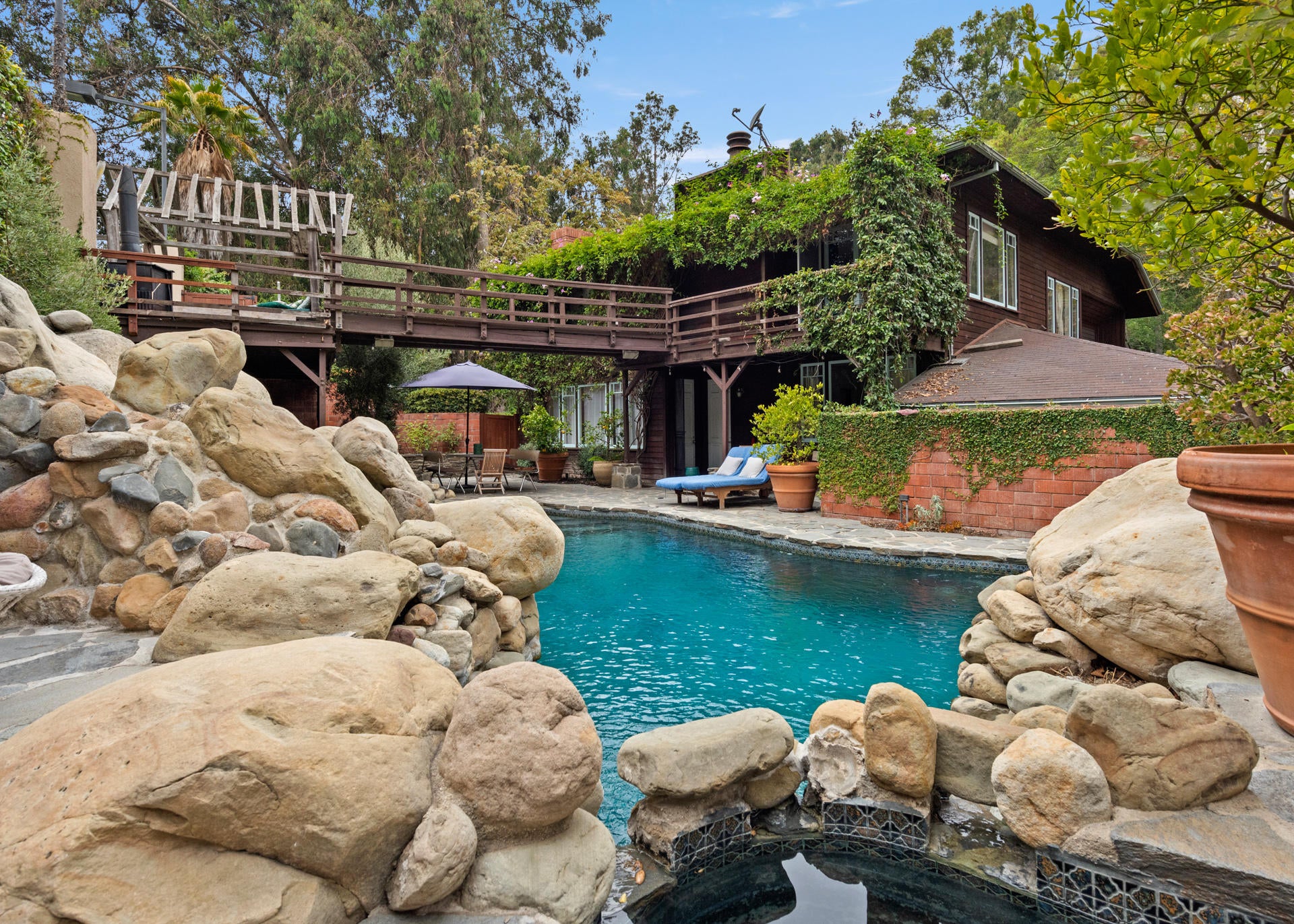 Peek Inside Arnold Schwarzenegger and Maria Shriver's Longtime $11M Home