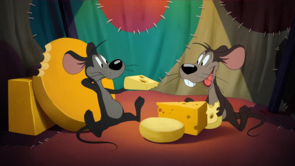 Looney Tunes Cartoons: Hubie and Bertie Return in Exclusive Season 3 Clip