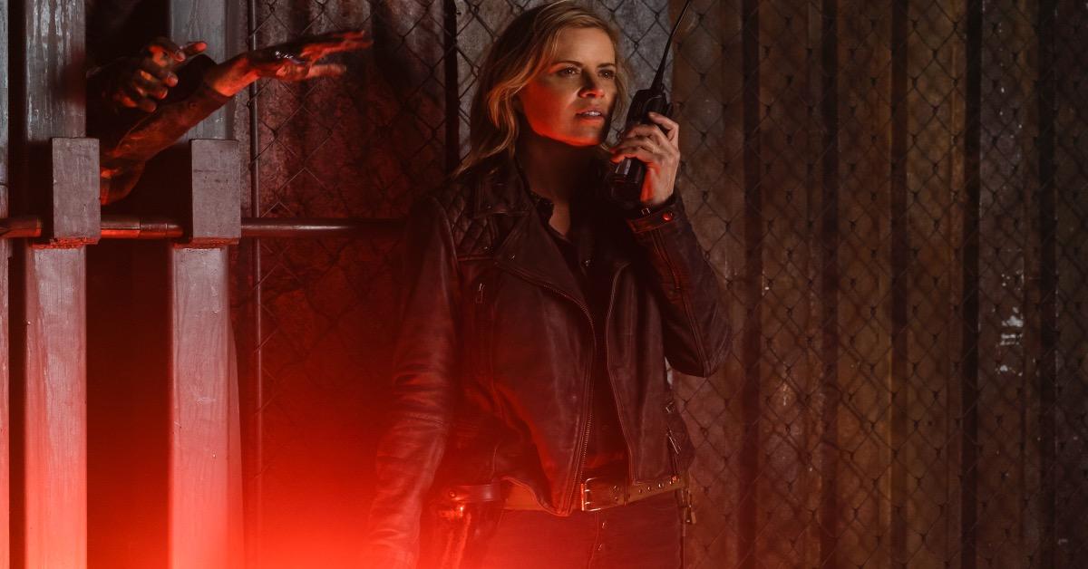 "She's Alive": Kim Dickens Teases Madison Clark 2.0 on Fear the Walking ...