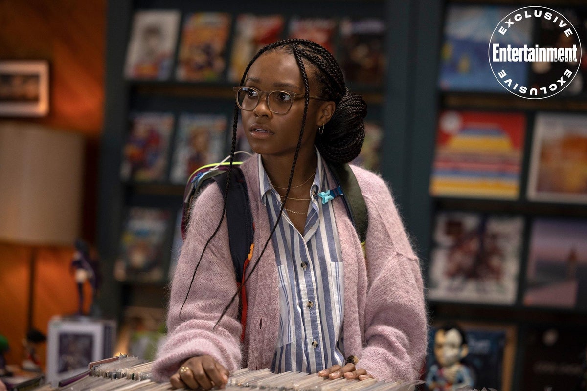 Naomi Season 1 Photos Reveal Big DC Universe Tie