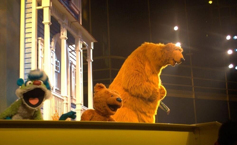 Bear in the Big Blue House Star Teases Something for Disney+