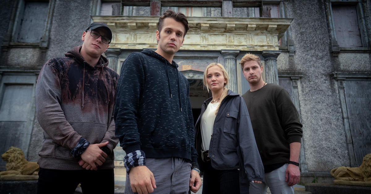 'Destination Fear' Team Talks Terrifying First Overseas Investigation ...