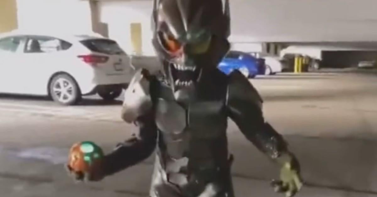 Young Spider-Man Fan Perfectly Cosplays as Green Goblin Including the ...