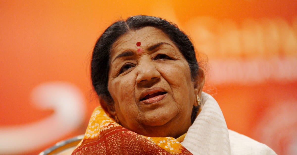 Lata Mangeshkar, Singing Legend, Dead at 92