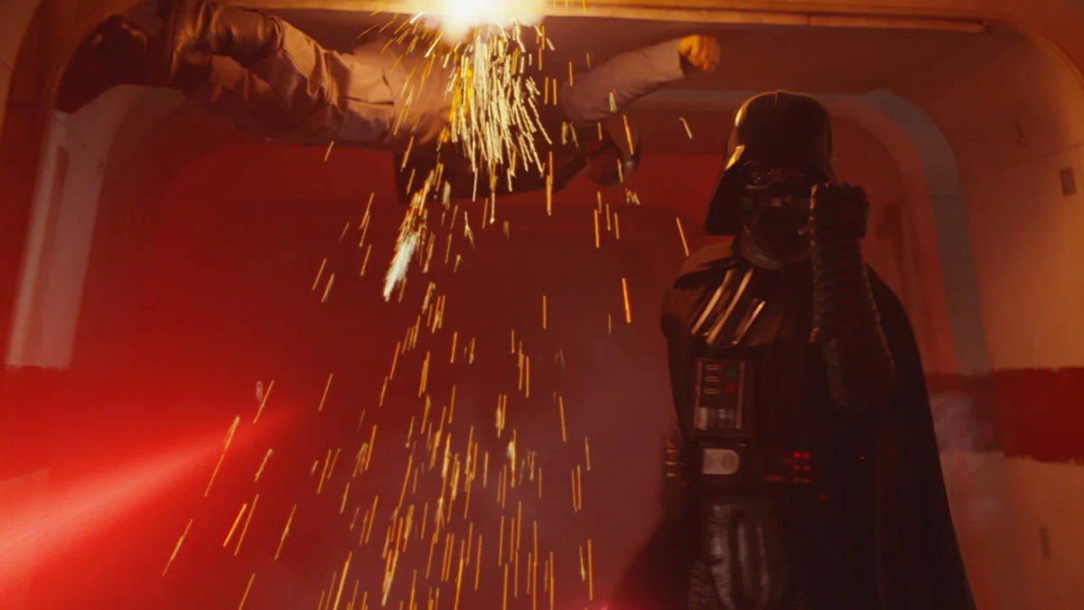 Star Wars: Rogue One Writer Shares Behind-the-Scenes Story About Iconic Darth Vader Scene