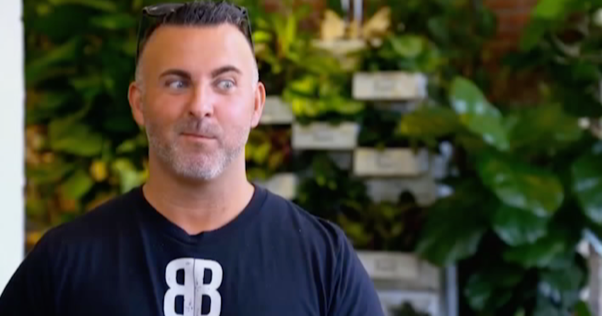 'Married at First Sight': Mark Brings in Chris to Help Plan a Special ...