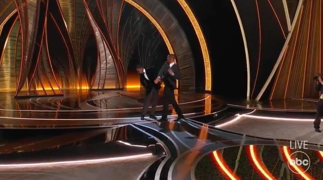 Will Smith Slapping Chris Rock at the Oscars Set the Internet on Fire