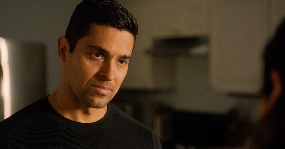 'NCIS' Star Wilmer Valderrama Teases a 'Fracturing' Episode for Nick ...