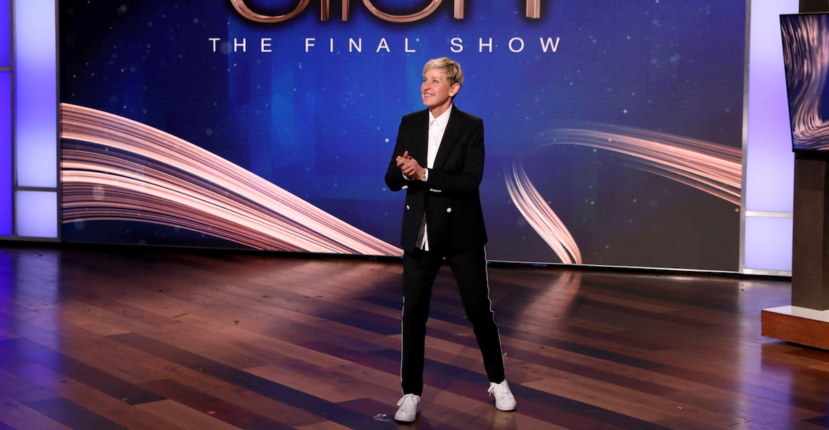 Ellen DeGeneres Fights Back Tears as She Takes Stage for Final Show ...