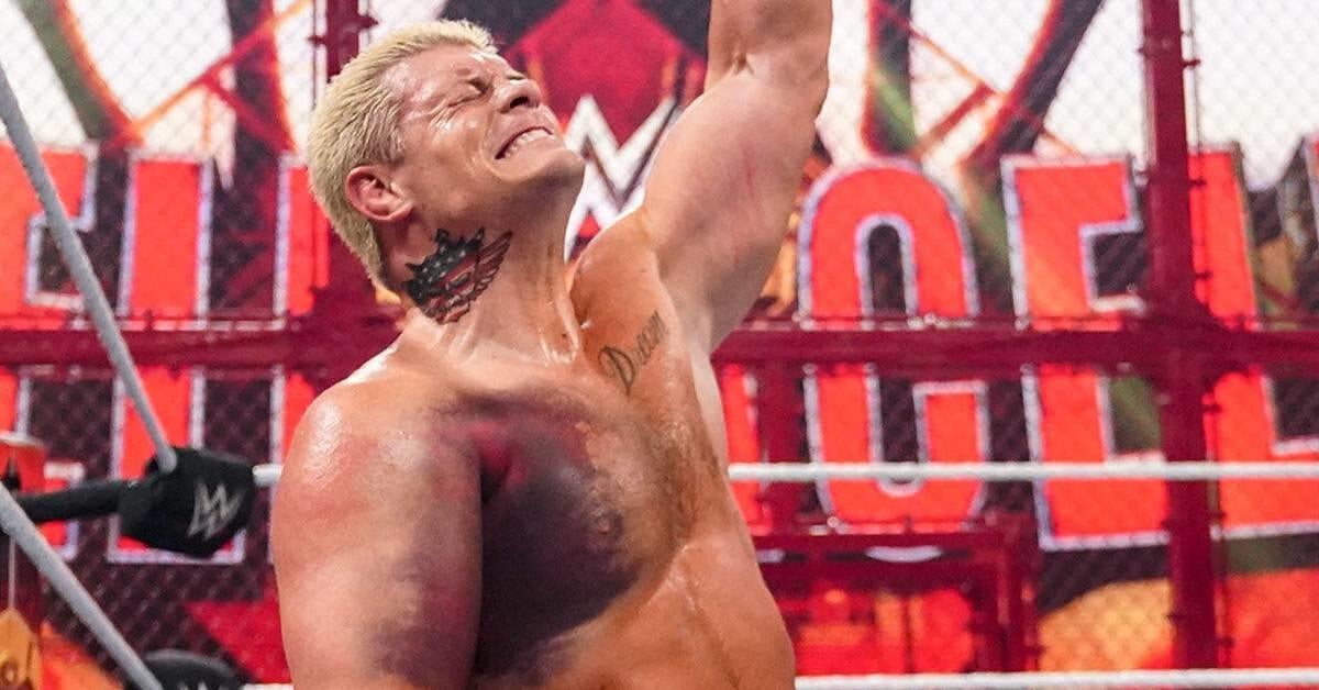 Seth Rollins Describes Wrestling an Injured Cody Rhodes Inside Hell in ...
