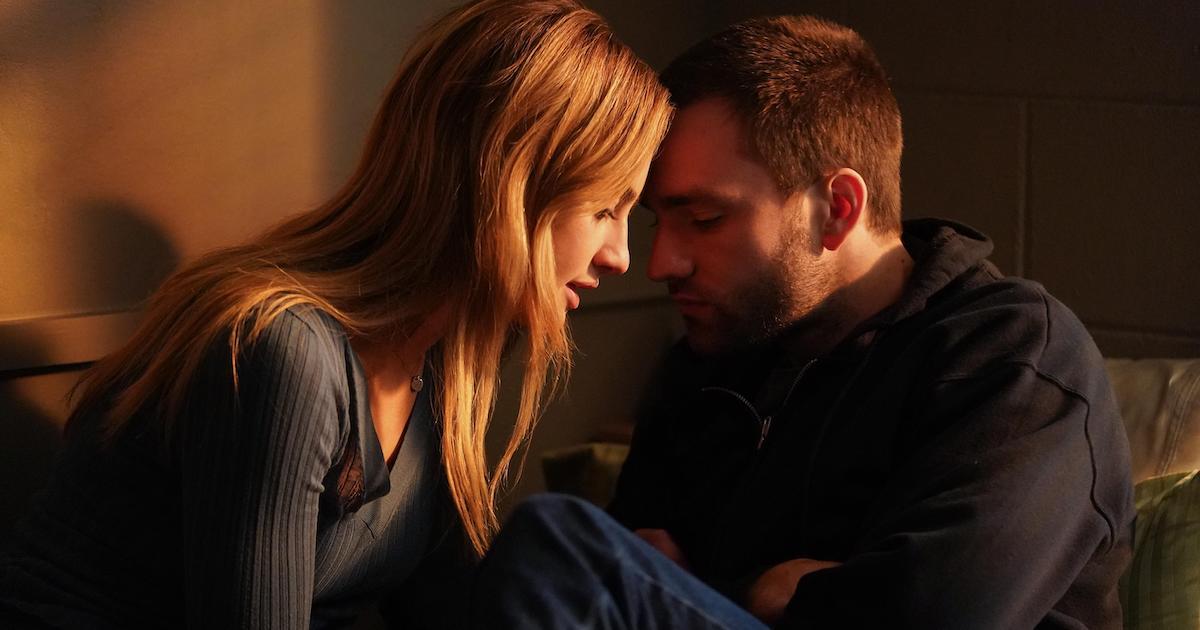 'Tell Me Lies': Emma Roberts Talks Grace Van Patten and Jackson White's ...