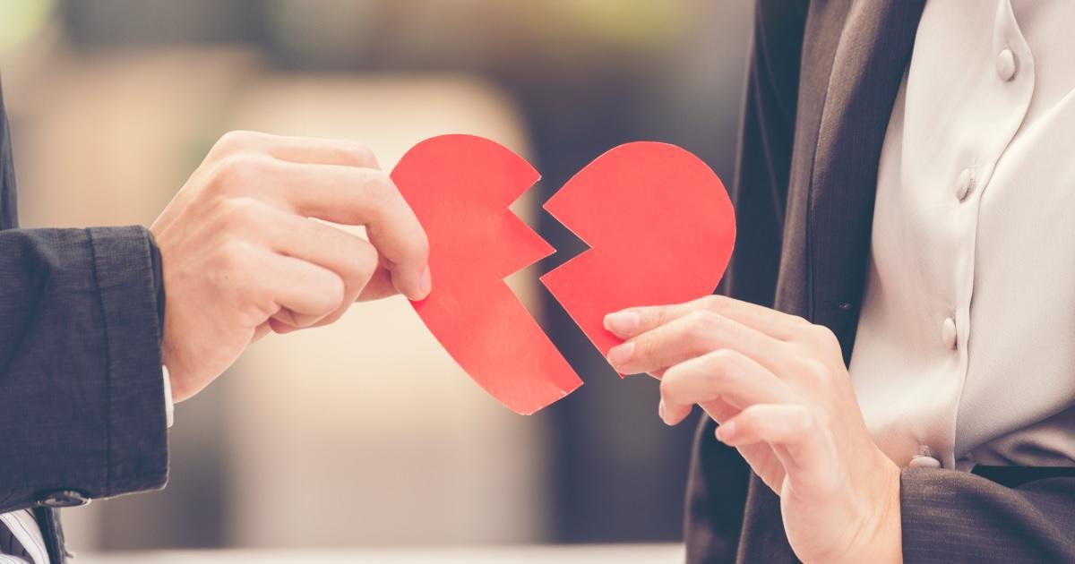 Pop Star Couple Breaks Up