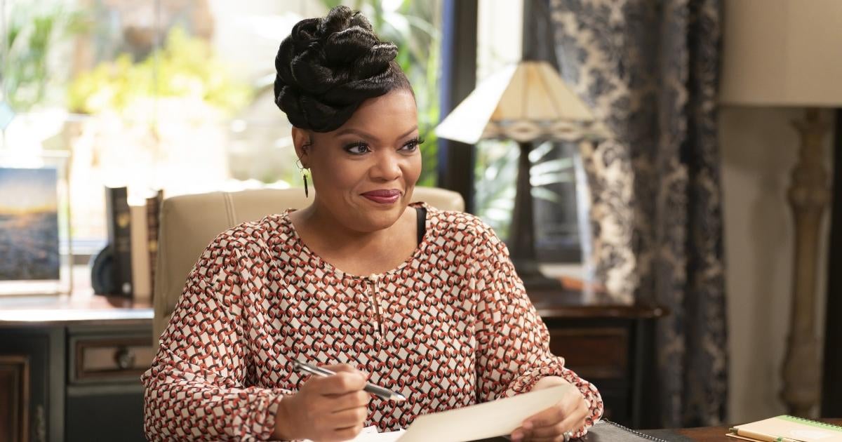 'Big Shot' Star Yvette Nicole Brown Reveals Two Big Changes For Season ...