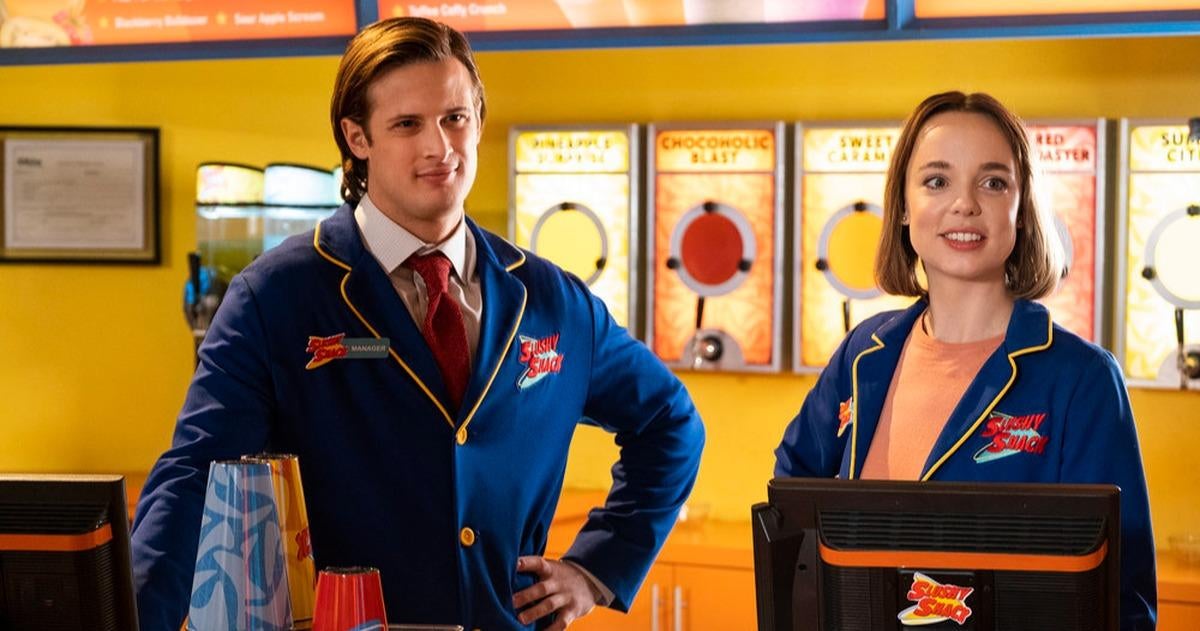 SyFy's 'Reginald the Vampire' Cast Reveals How They Would Handle a ...