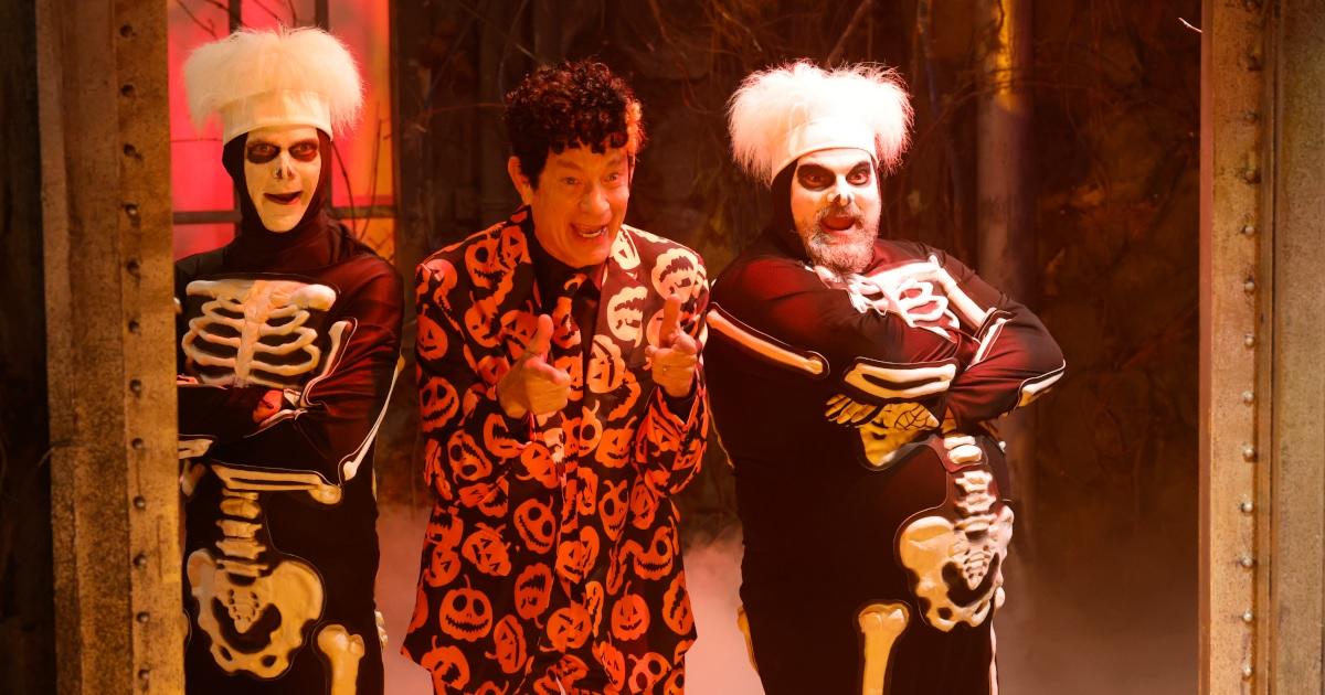 Tom Hanks' David S. Pumpkins Returns to 'SNL'