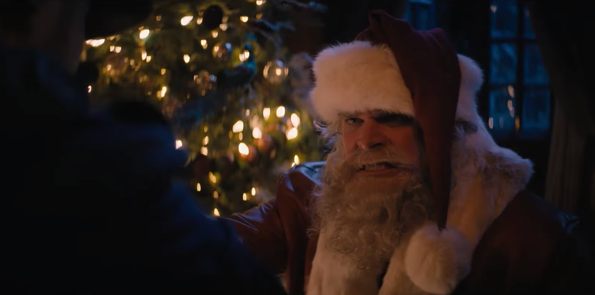 Violent Night: David Harbour's Santa Claus Throws Hand in Exclusive Clip