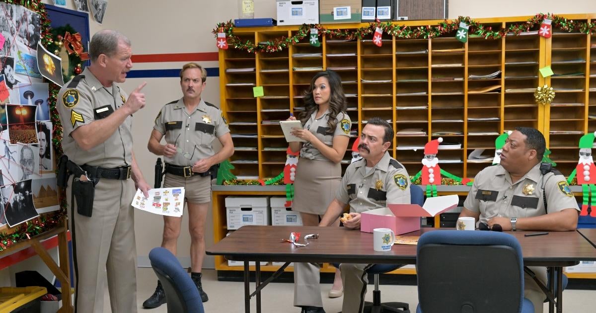 'Reno 911!: It's a Wonderful Heist': Cast Members Tease What to Expect ...