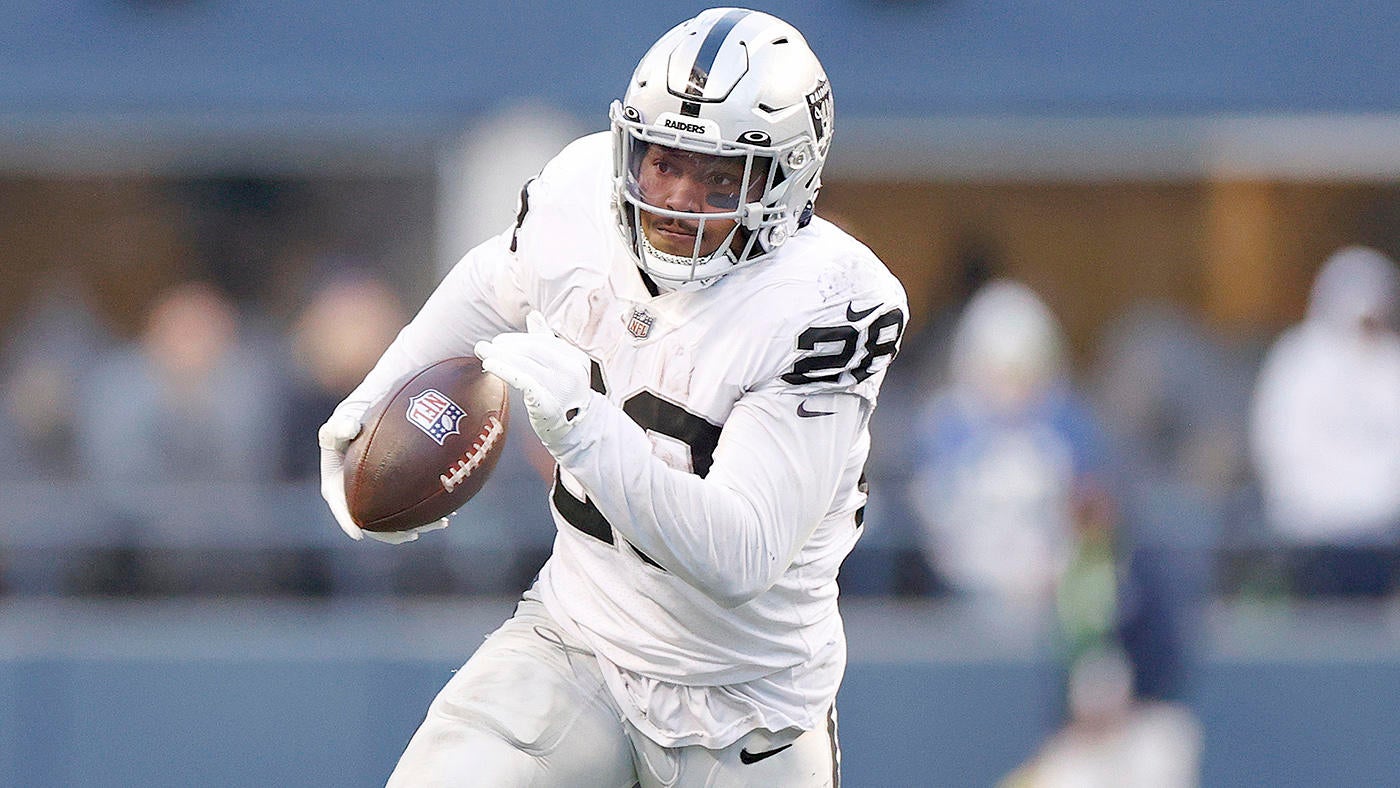 Cowboys vs. Colts NFL DFS: Top DraftKings, FanDuel daily Fantasy ...