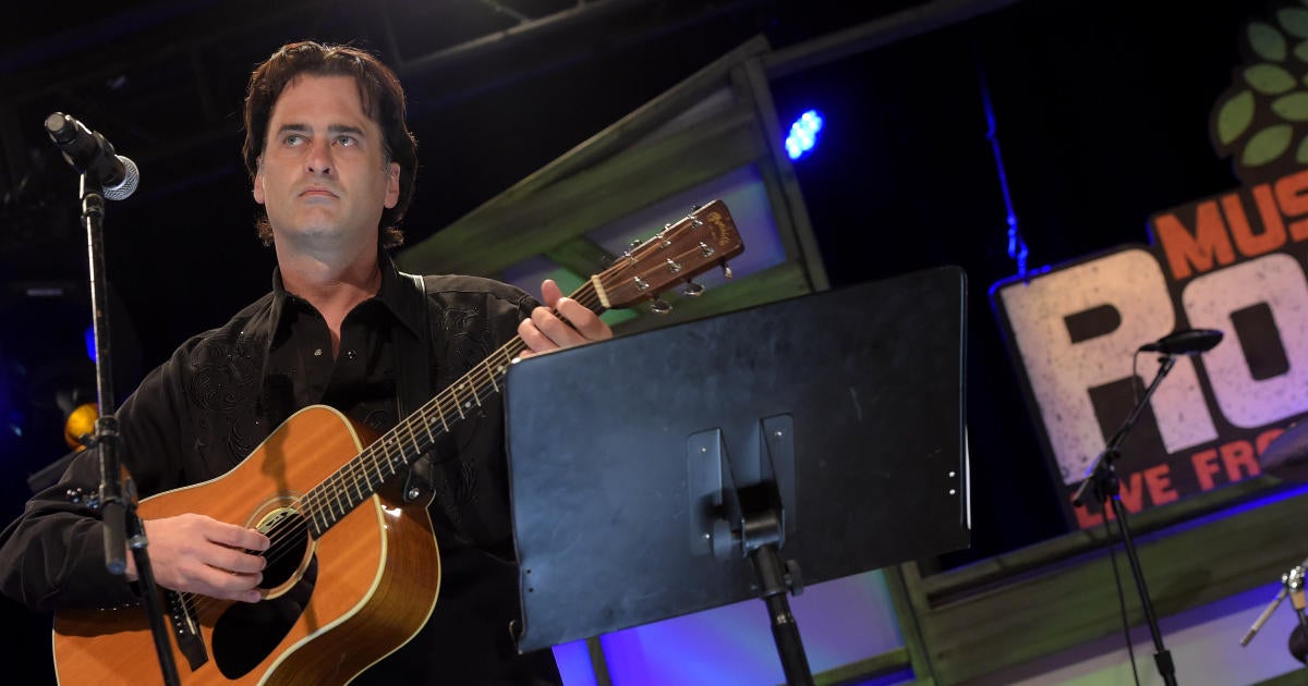 Peter Cooper, Country Singer and Historian, Dead at 52