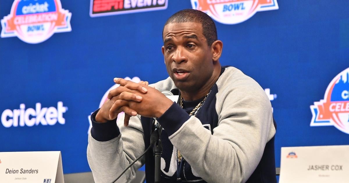 Deion Sanders to Undergo Emergency Surgery