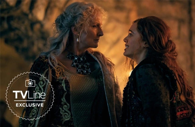 Shadow and Bone Season 2 Image Reveals SPOILER's Return