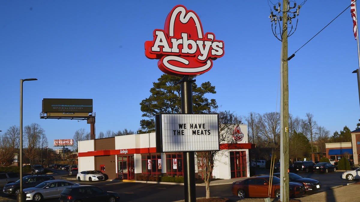 These 8 Restaurants And Fast Food Spots Open On Christmas Eve And Day these-8-restaurants-and-fast-food-spots-open-on-christmas-eve-and-day